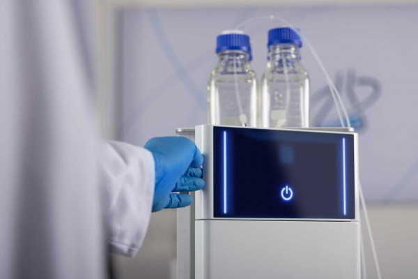 Logi-CHROM ONE, Integrated all-in-one radio-HPLC system – LabLogic
